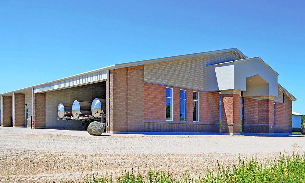 Livestock Dairy Metal Building | American Buildings Company